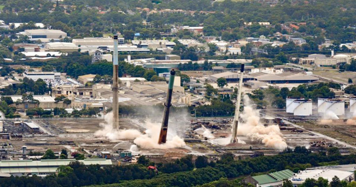 Former Clyde oil refinery chimney stacks blown up – almost