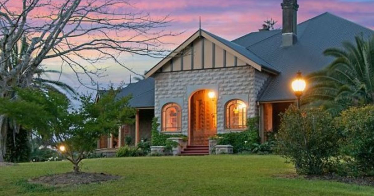 Mansions of the Byron Bay region