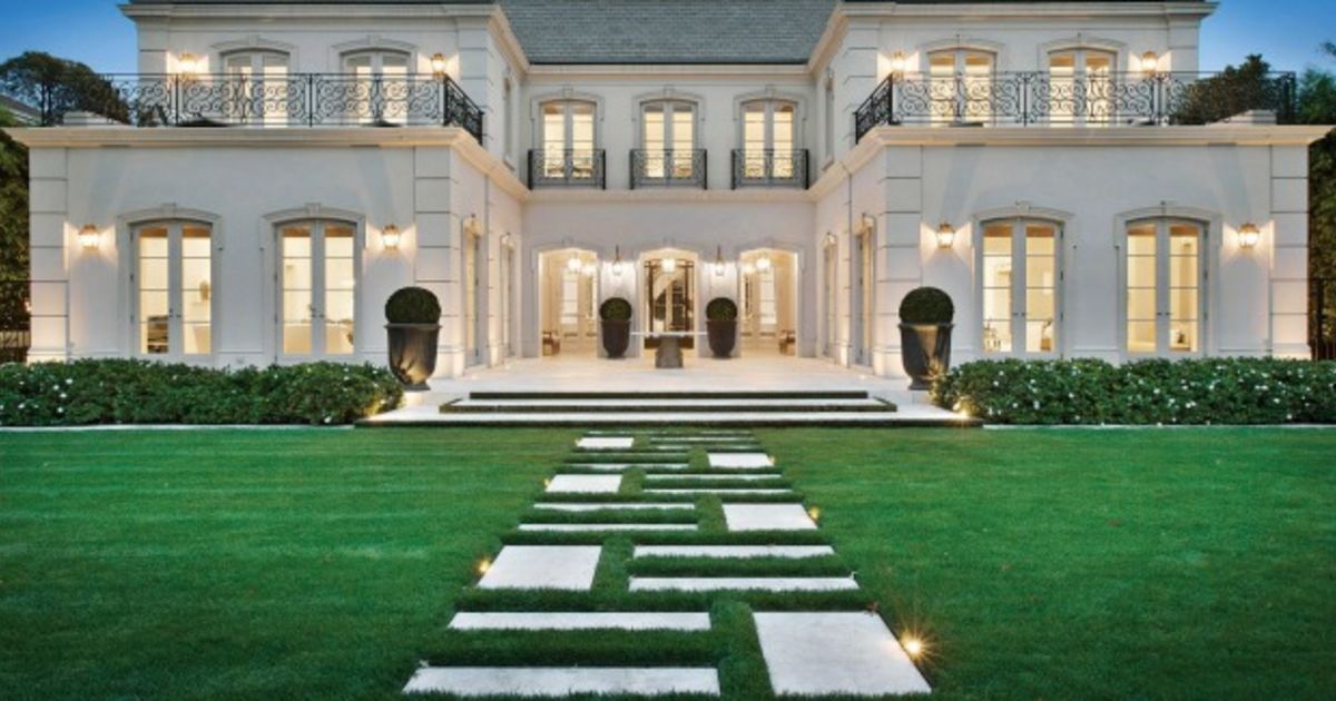 Smorgon family mansion sells for over $24 million and sets new ...