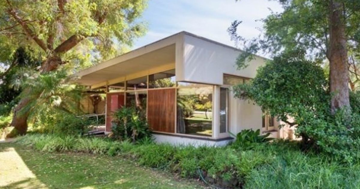 Iconic house by architect Iwan Iwanoff is for sale in Dalkeith WA