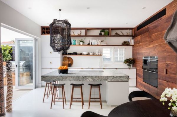From derelict to dreamy: How a renovation transformed this run-down kitchen