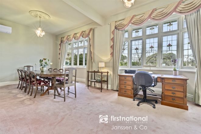 Deepdene: The tiny Melbourne 'burb that's 'got the lot'