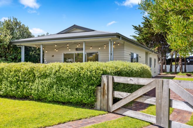 Award-winning Aussie beach shack will stun with its candy-coloured exterior