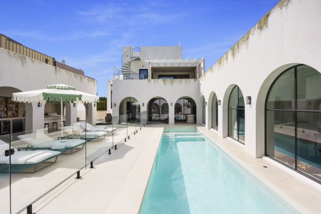 The 1887 limestone home in Sorrento that had a six-year Mediterranean ...