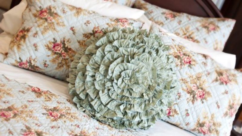 The worst interior design trends from the past 50 years