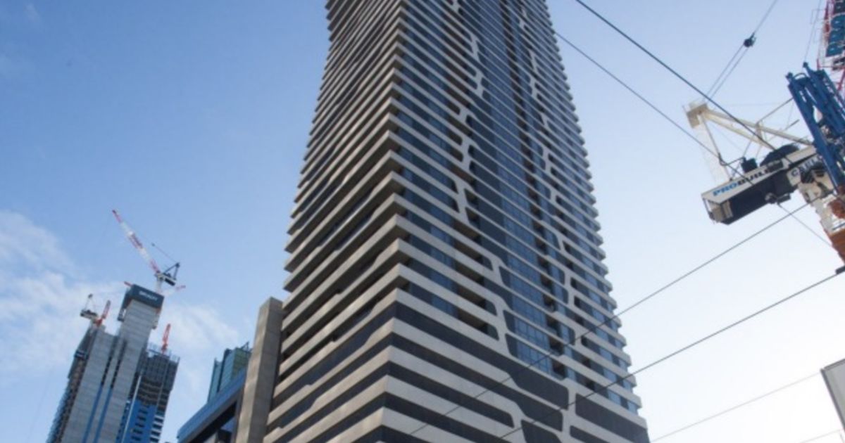 Flammable cladding on Melbourne skyscraper