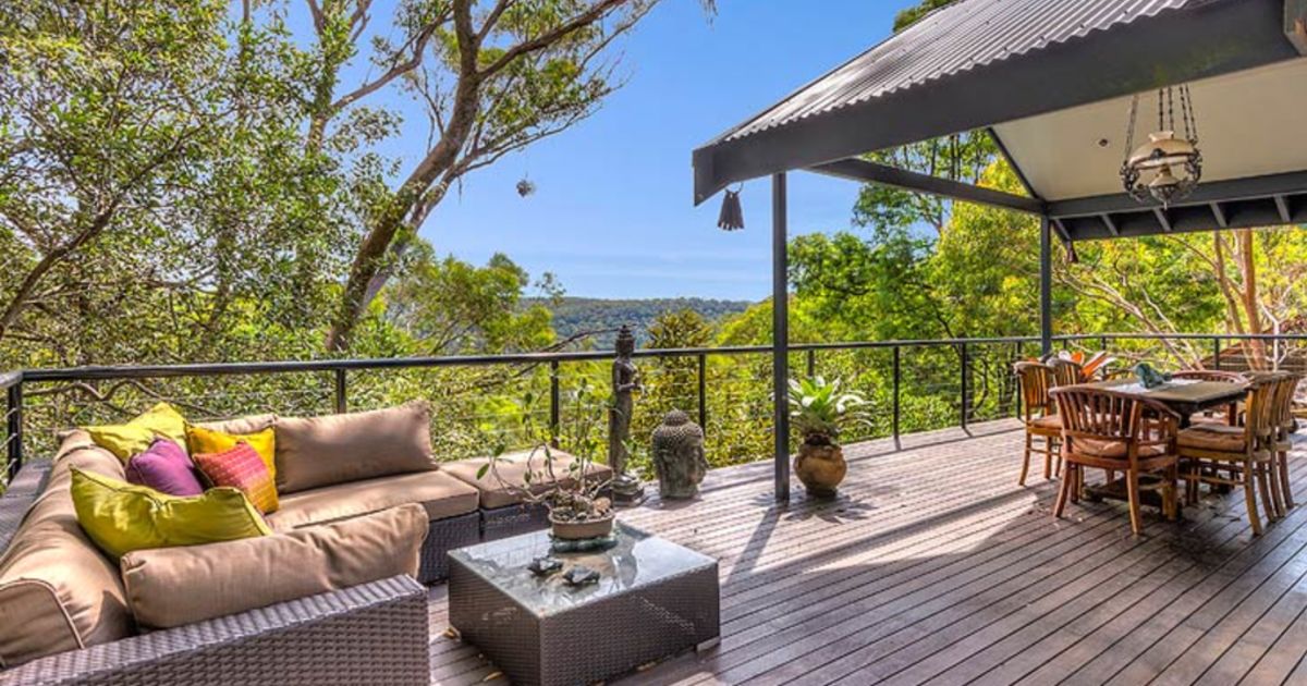 A glamorous treetop retreat