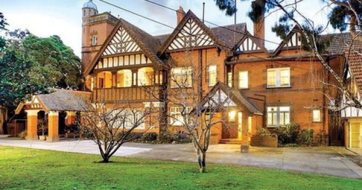 The Phillip Island farm that Miley Cyrus tweeted about to save from ...