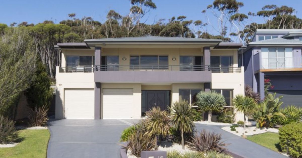 Coast and Country: Immaculate beach beauty