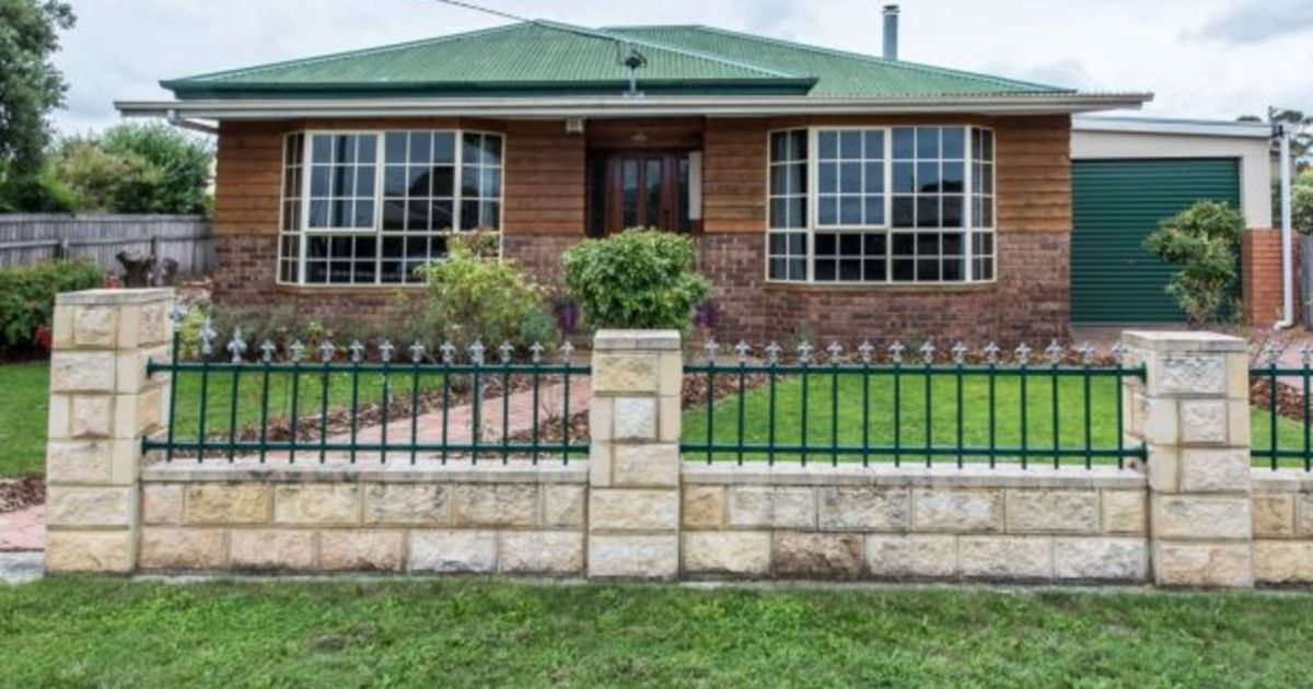 Cheap and cheerful: Tassie’s best homes for under $300k Cheap and cheerful: Tassie’s best homes for under $300k