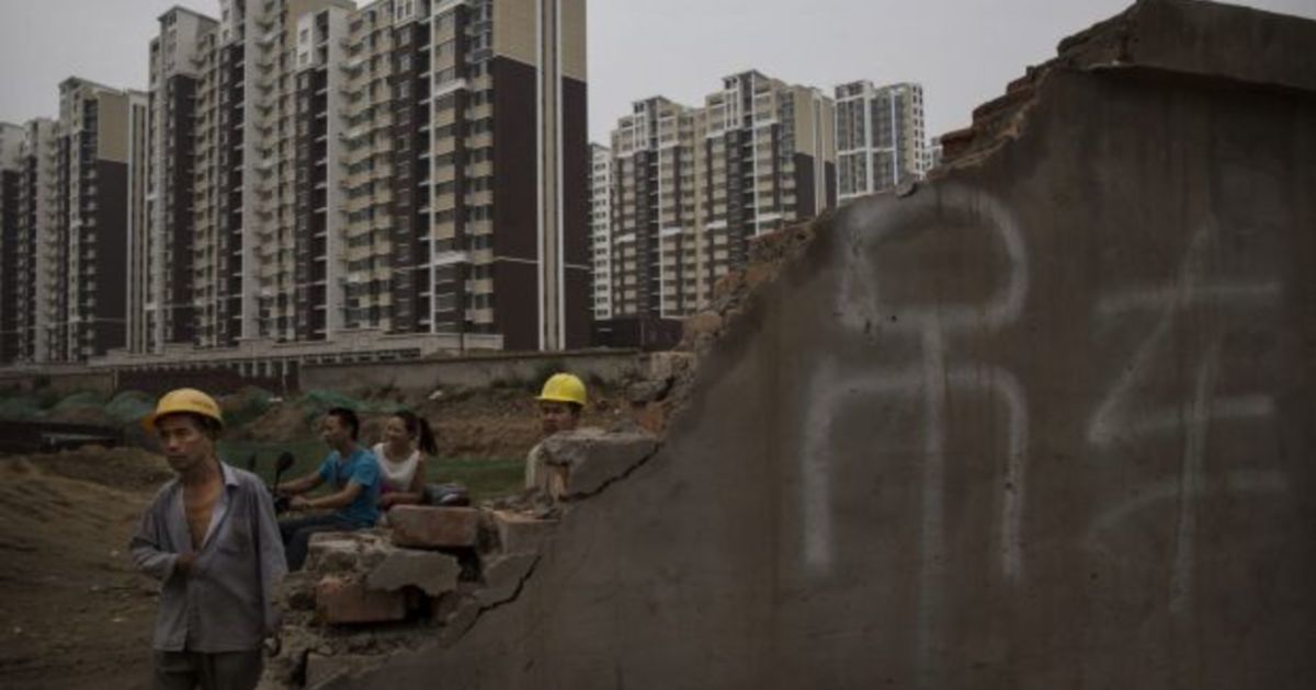 Fears China property bubble could cost banks $800 billion