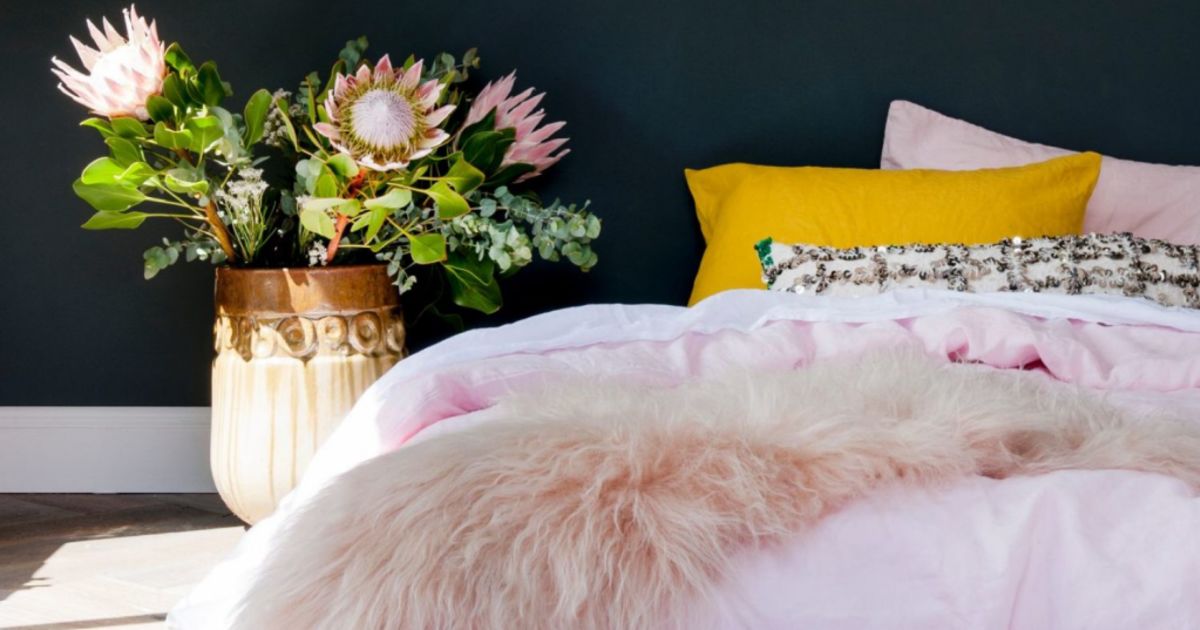 Decor and design: How to decorate and style the main bedroom in your home