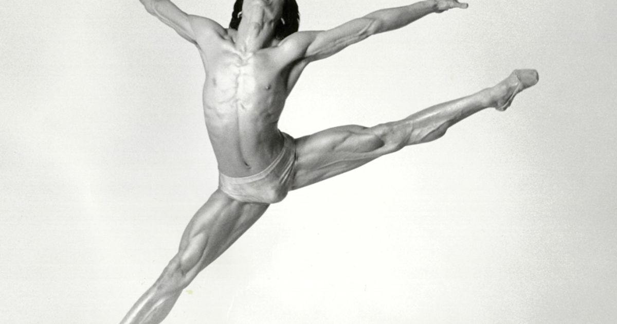 The personal exhibition of Mao’s Last Dancer, Li Cunxin, in Melbourne