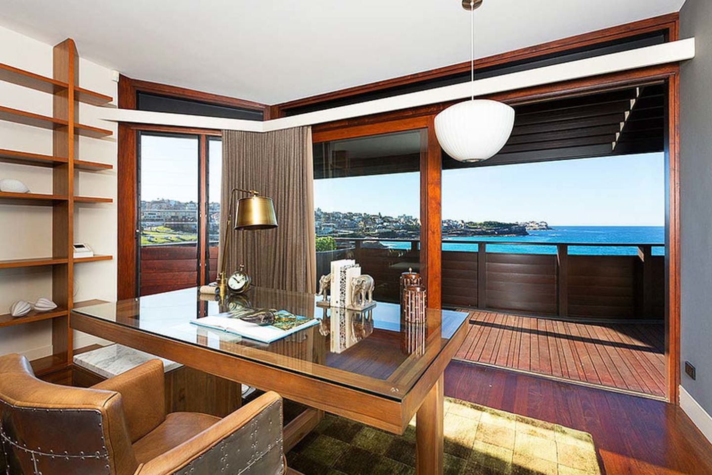 Lachlan and Sarah Murdoch sell Bronte home for $10 million