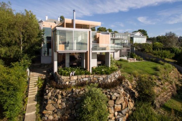 Glass House Grand Designs
