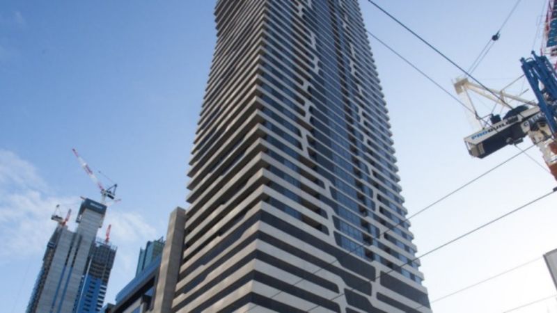 Flammable cladding on Melbourne skyscraper