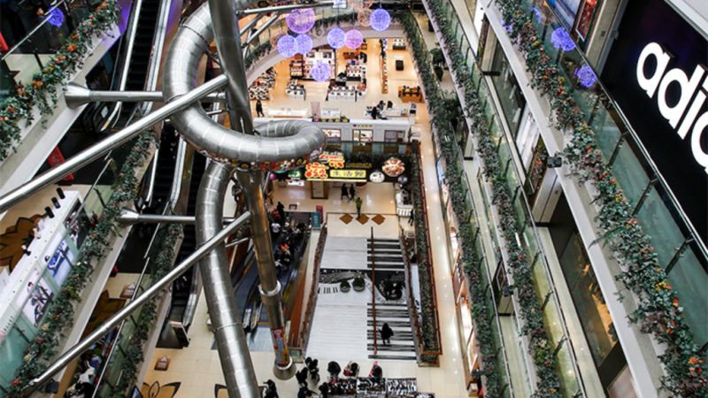 Giant slide to open in Chinese shopping mall
