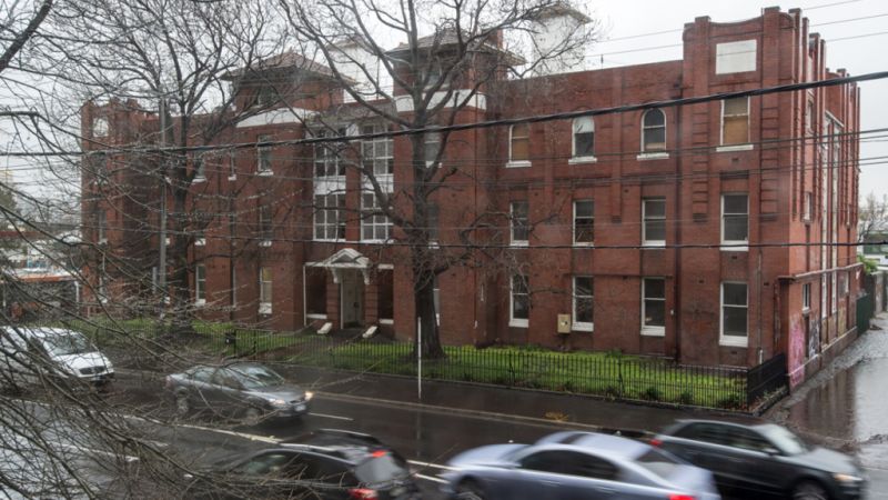 Restoration of Melbourne mystery building faces roadblock