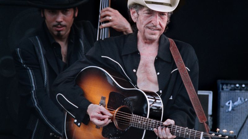 A billionaire's quirky quest to create a mecca for Bob Dylan fans - in ...