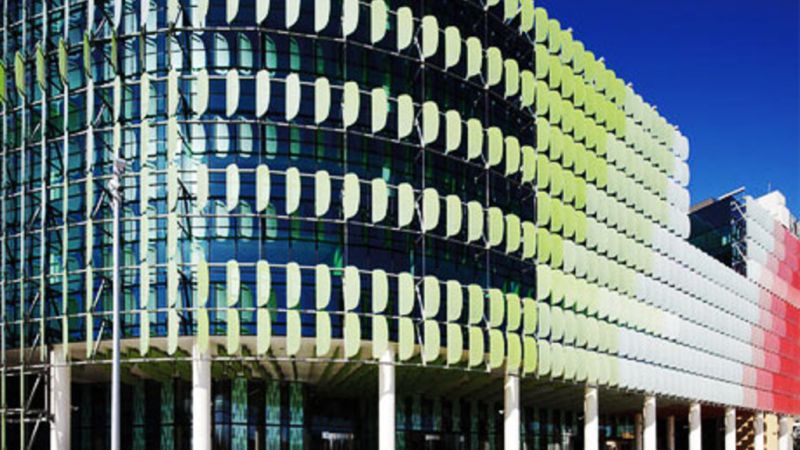 Gloat of many colours: Melbourne sweeps colour awards