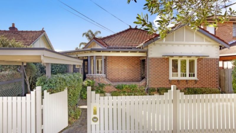 Three of the best, Russell Lea