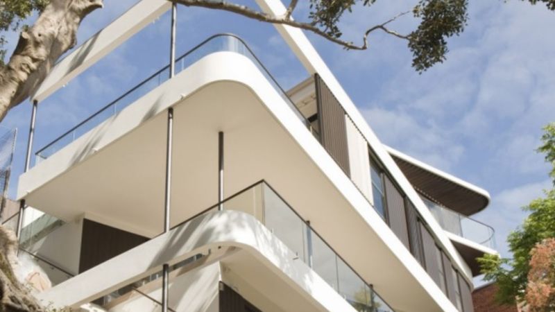 Highly urban Cliff Top House features sensational terraces