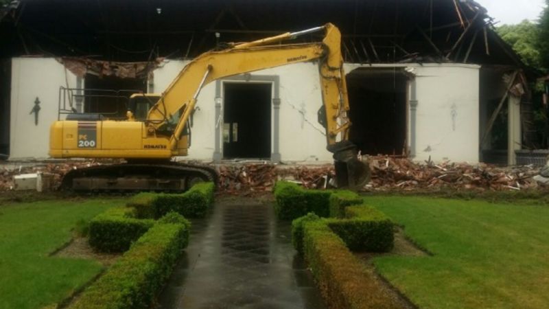 Toorak residents furious as developer begins demolition of $18.5m mansion