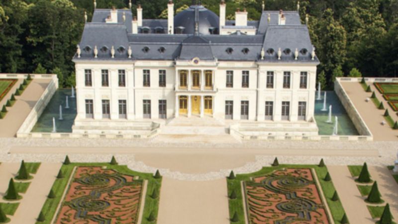 Paris mansion said to have sold for world record $419 million