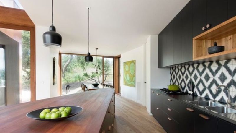 Your guide to tiled kitchen splashbacks