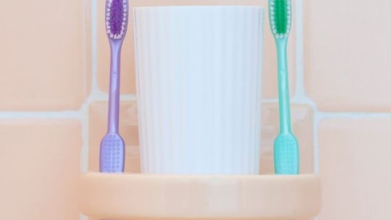 10 reasons why a toothbrush is your best cleaning tool