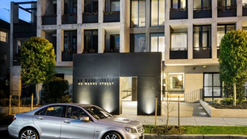 Former bookmaker Simon Beasley lists $7.5 million-plus South Yarra ...