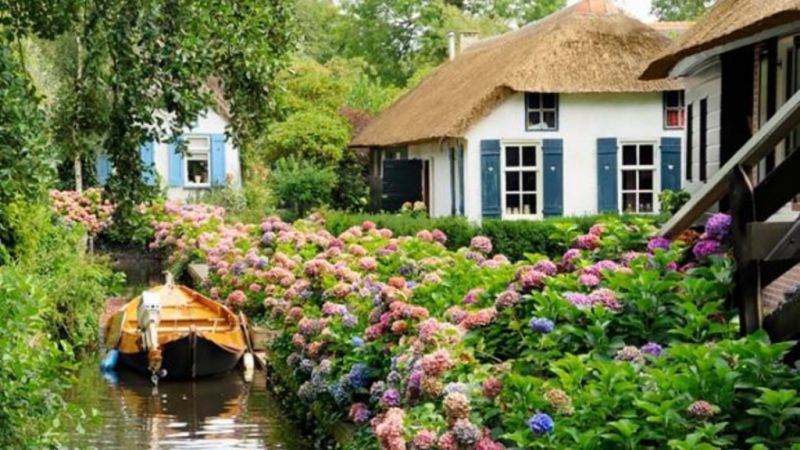 Seven weird and wonderful towns around the world