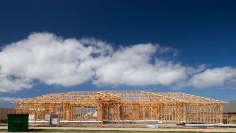 Building your home vs. buying: What to know before you decide