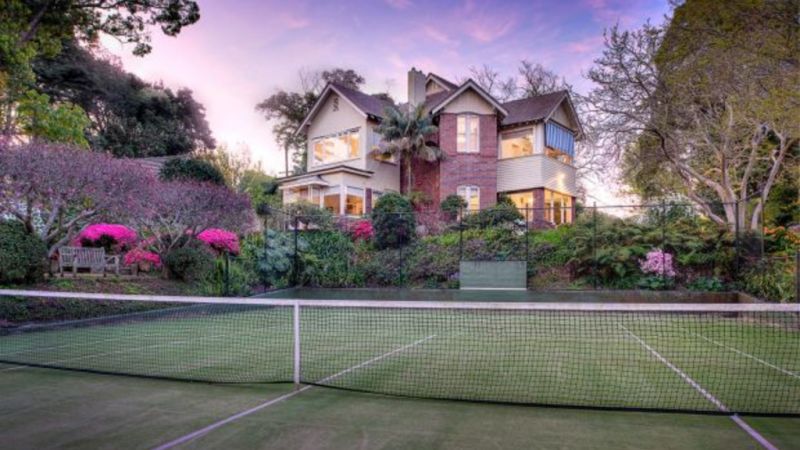 Santa came early for former chief justice Murray Gleeson, with sales ...