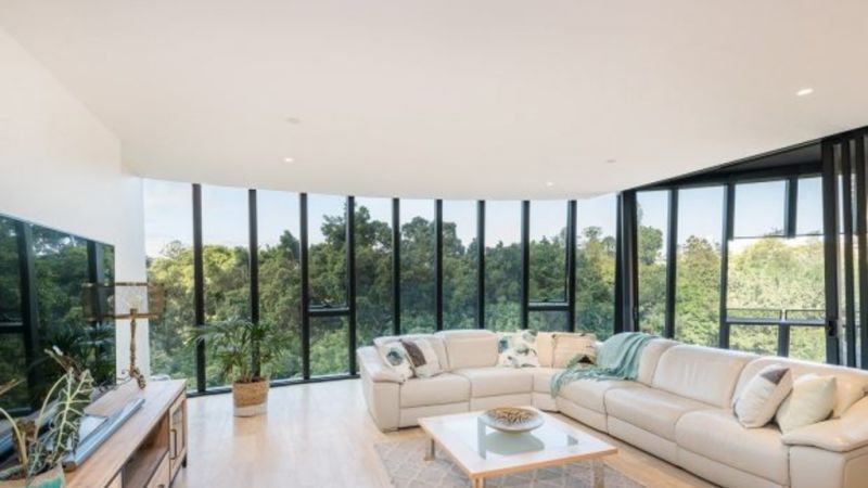 Five luxury homes that make stunning use of glass