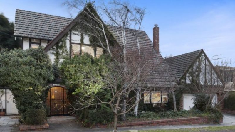 House with rare zoning in Hawthorn East sells for $2.46 million