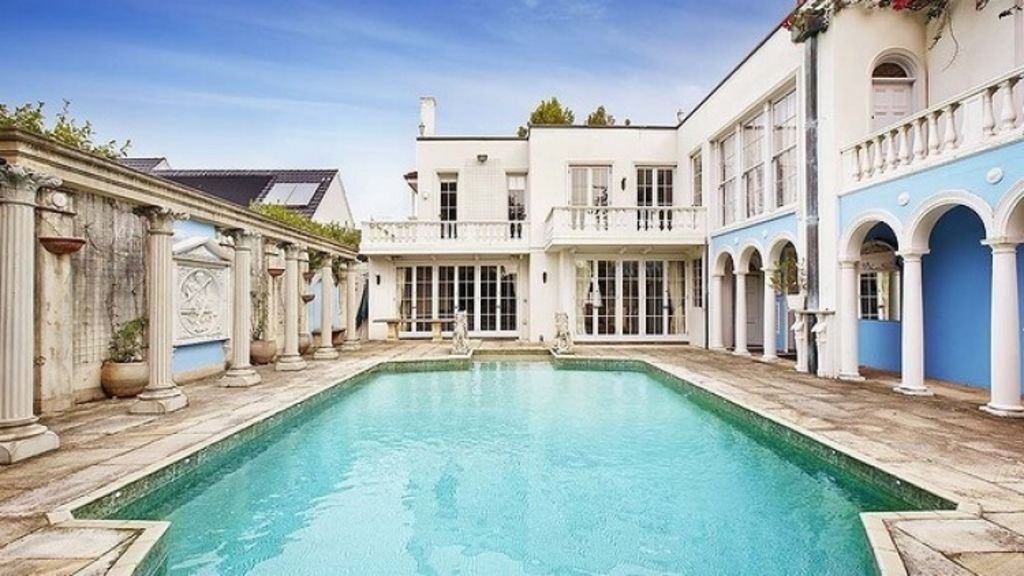 The Prime Minister, the DJ and Melbourne’s Playboy mansion, this week ...