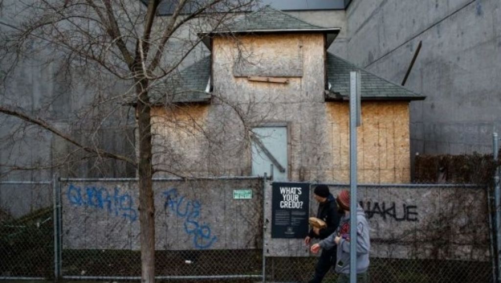 Real-life Pixar ‘Up’ house awaits fate after failing to sell at auction