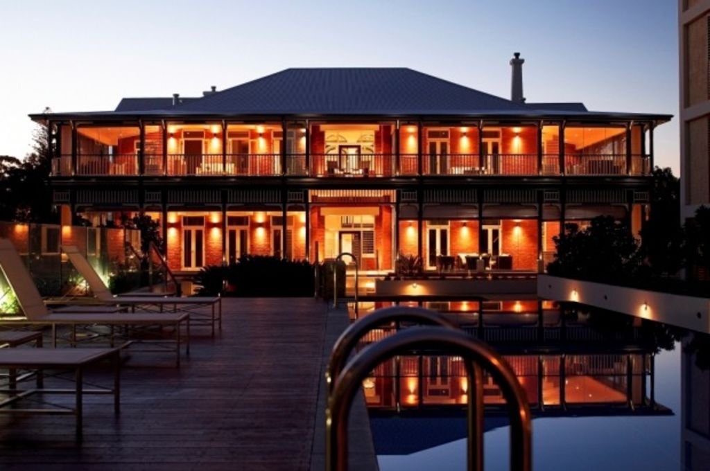 History and luxury feature in restored Nedlands Park Hotel riverside ...