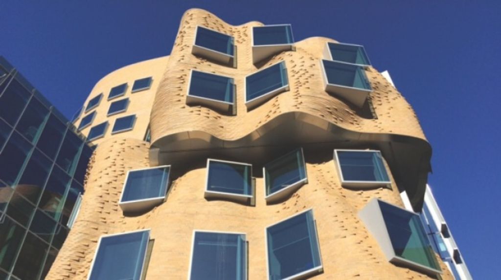 Sydney develops its very own brand of architecture: curvy