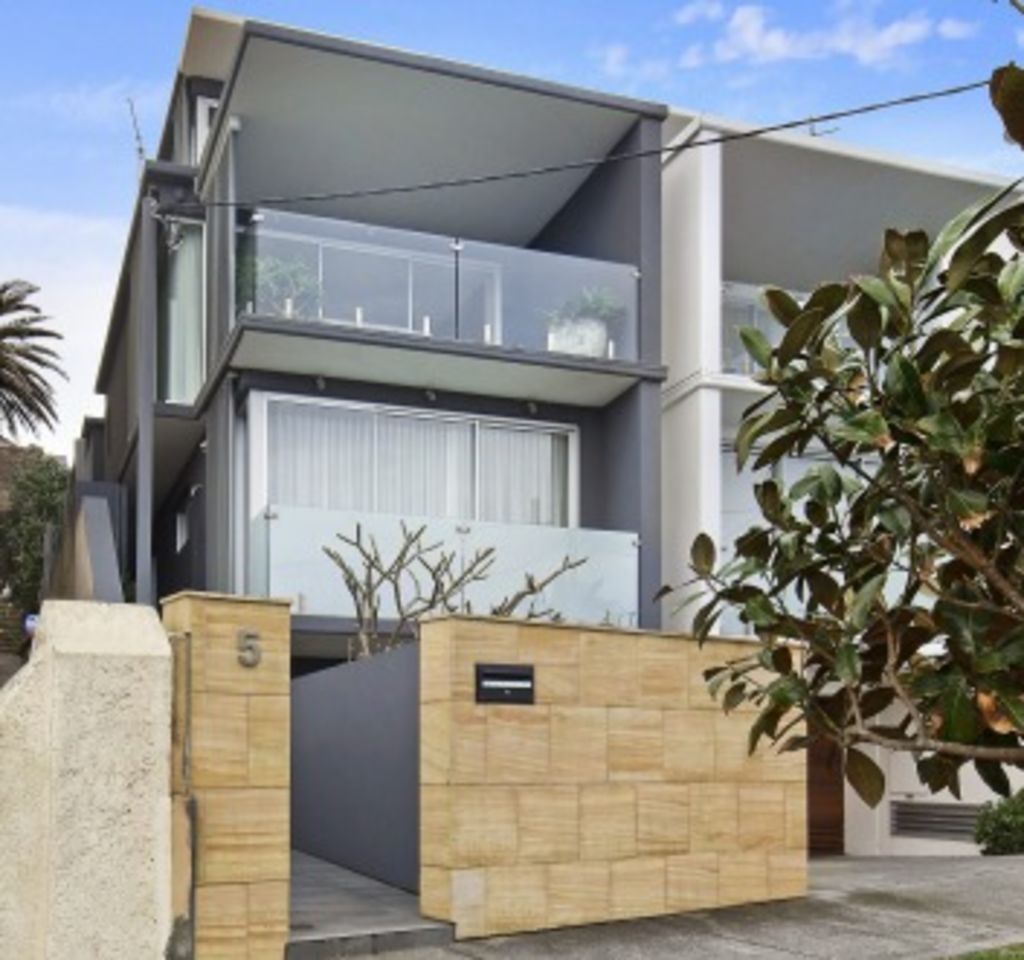 Deborah Hutton sells Tamarama home for more than $4 million