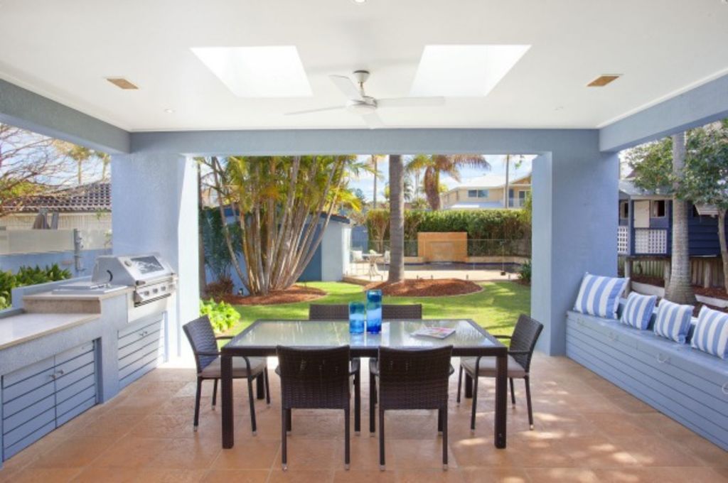 Barry and Joy Lambert finally move to the beach at Collaroy
