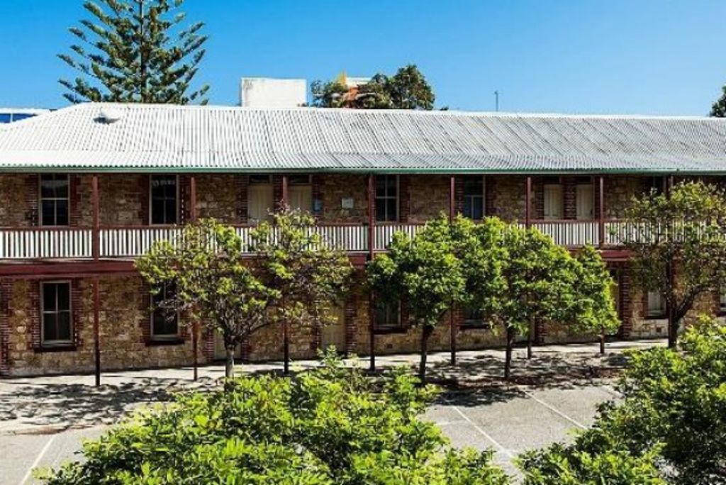 Heritage-listed Fremantle police station refuses to go quietly
