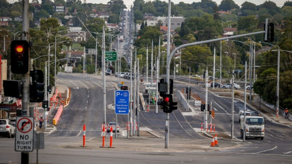 Melbourne sky rail and railway crossing removal impact property prices