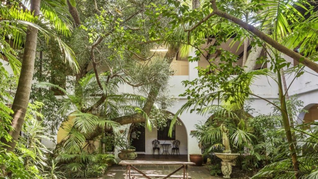 Sydney property: Hollywood director Howard Rubie’s Castlecrag ...