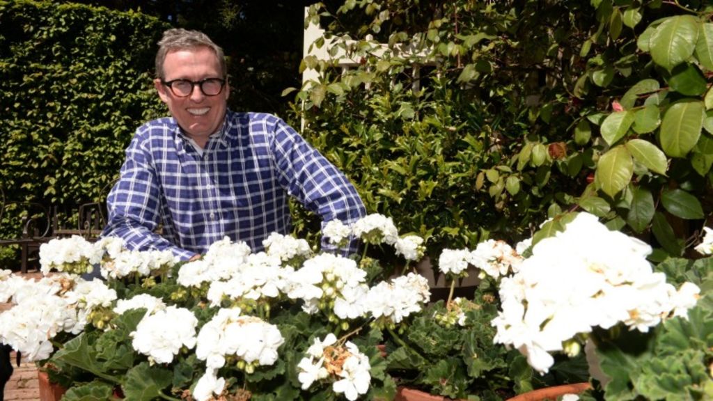 South Yarra office, apartment scene of interior designer Stuart Rattle ...