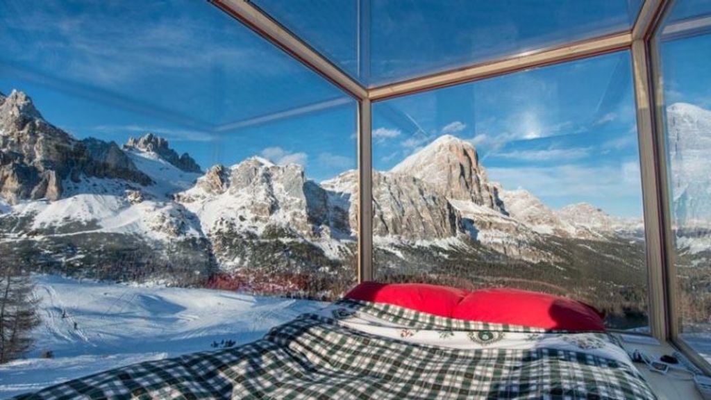 Italian cabin on skis comes with incredible mountain views