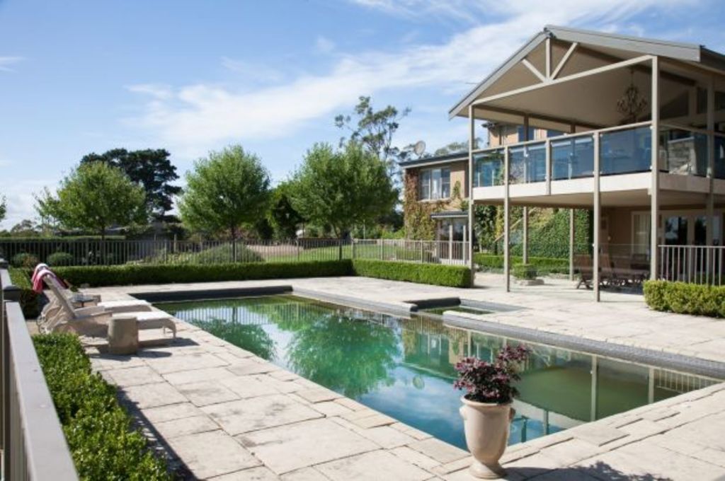The Inglis family swap one Southern Highlands prize for another