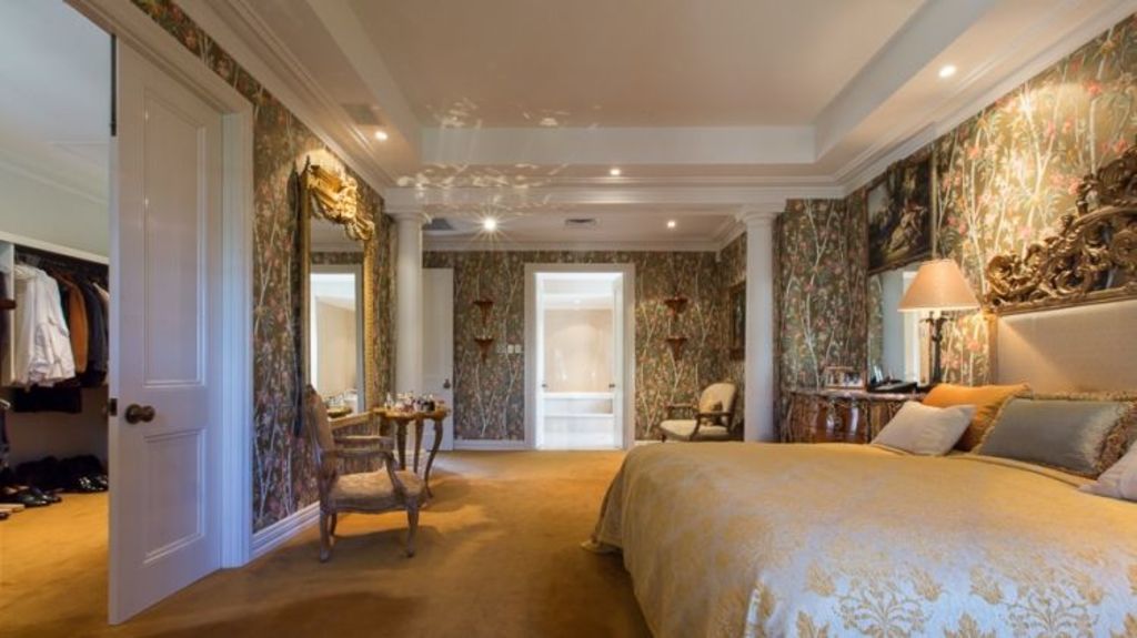 The late Alan Bond’s Perth mansion sells as the price of Australia’s ...
