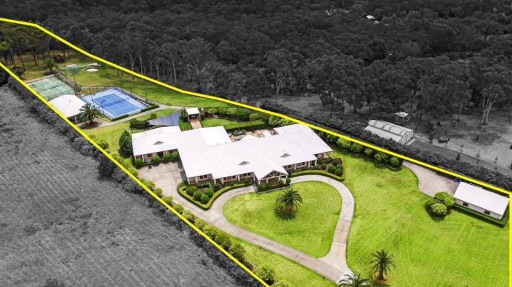 Lleyton and Bec Hewitt list their Kenthurst mansion for close to $5 million